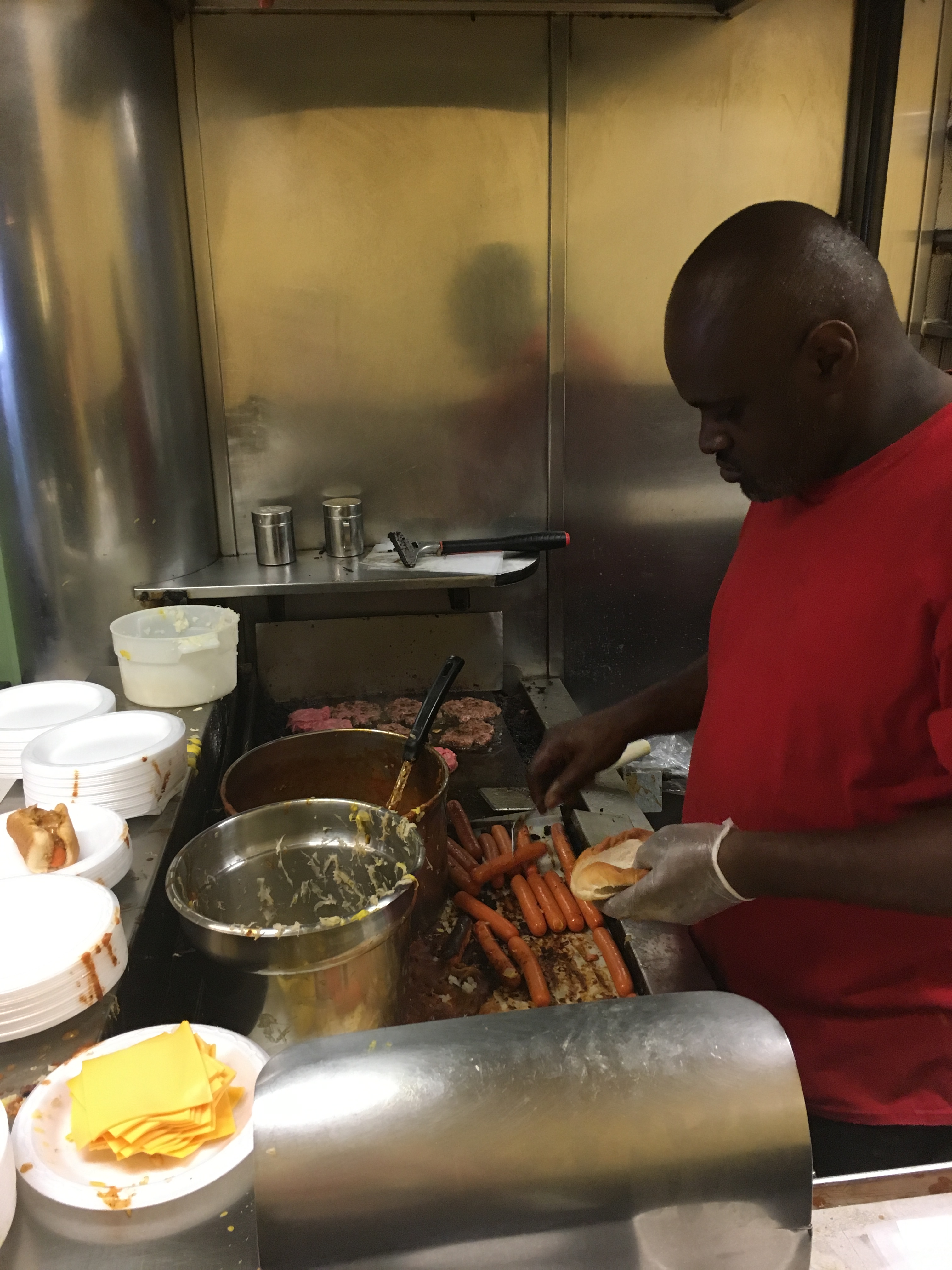 Chris’ Hot Dogs | Browsing The Atlas